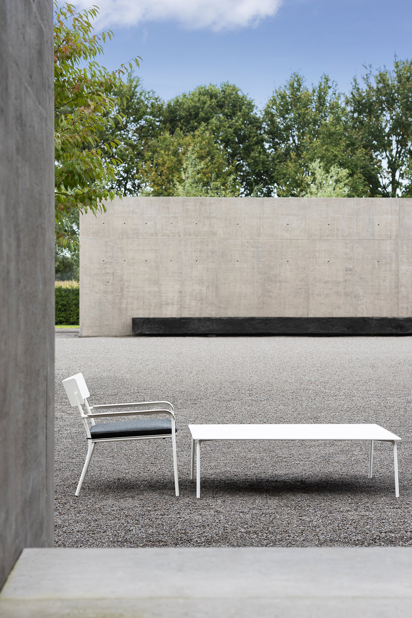 Serax August lounge chair, sand | Finnish Design Shop