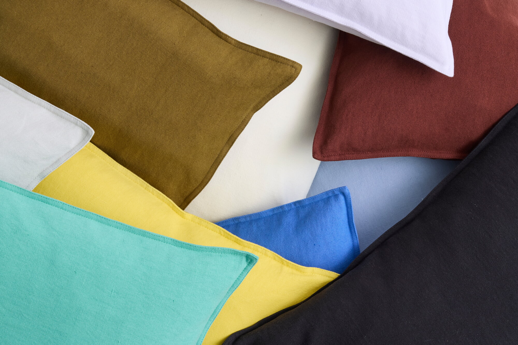 HAY Linen cushion, 50 x 50 cm, iron red | Finnish Design Shop