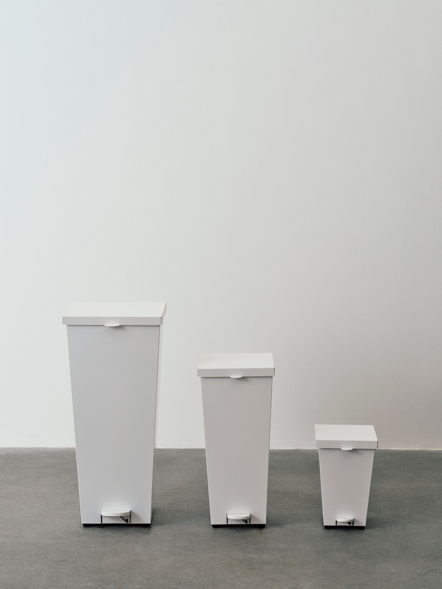 HAY Loop Bin, 8 L, white | Finnish Design Shop