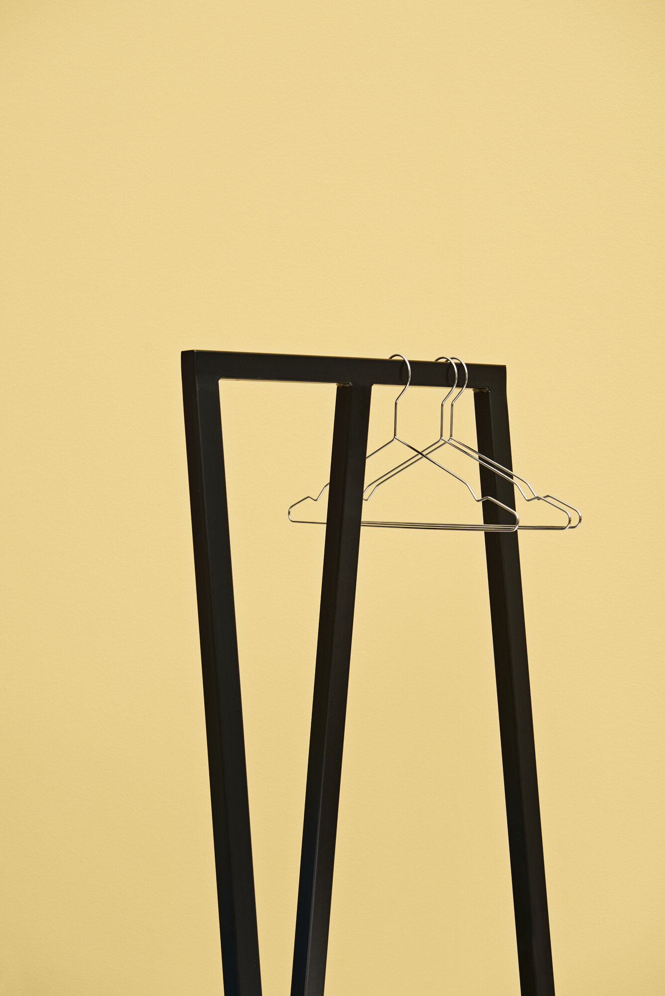 HAY Loop Stand hall, black | Finnish Design Shop