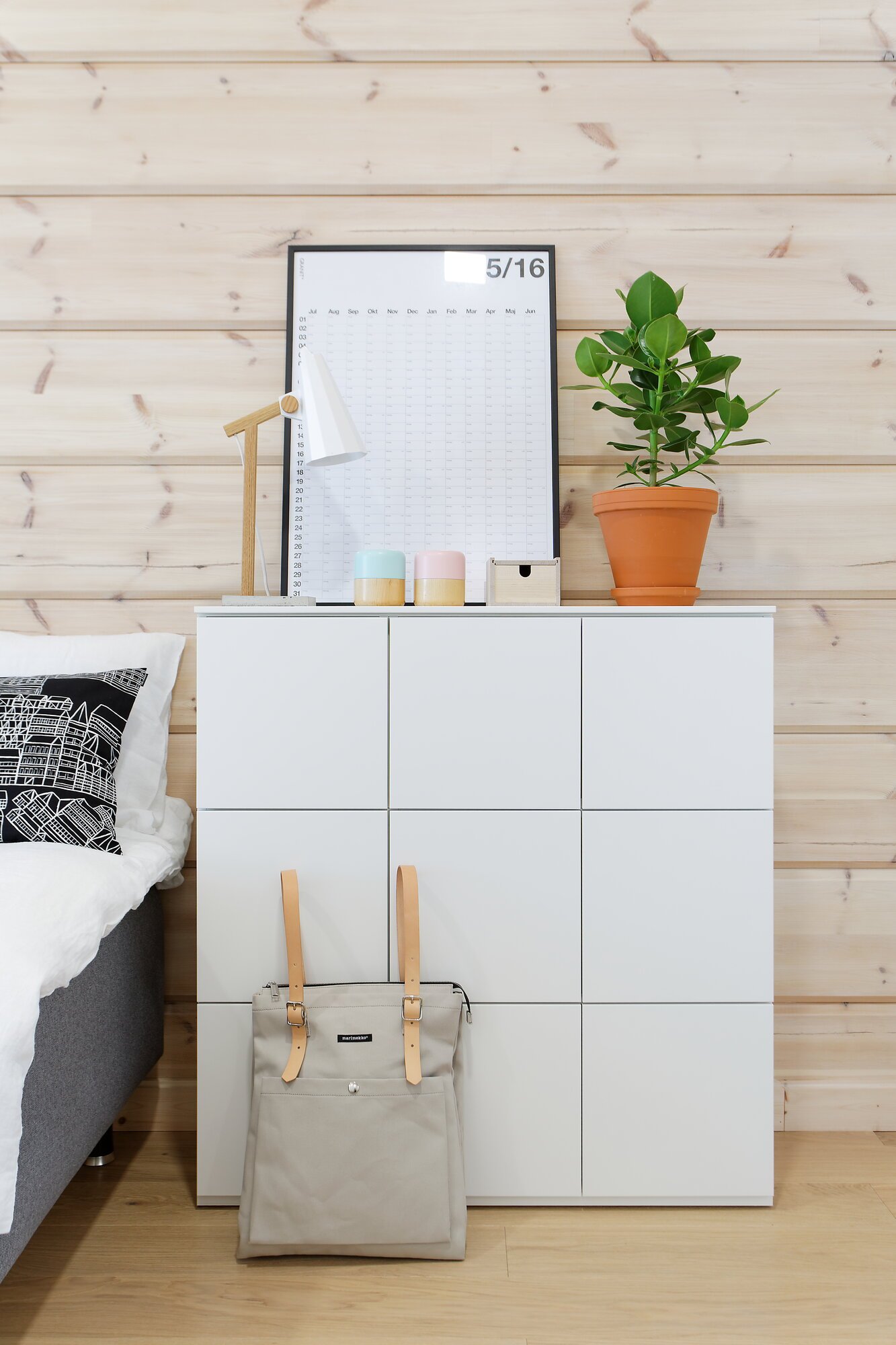 Lundia Fuuga cabinet, 96 cm, 9 doors, white | Finnish Design Shop