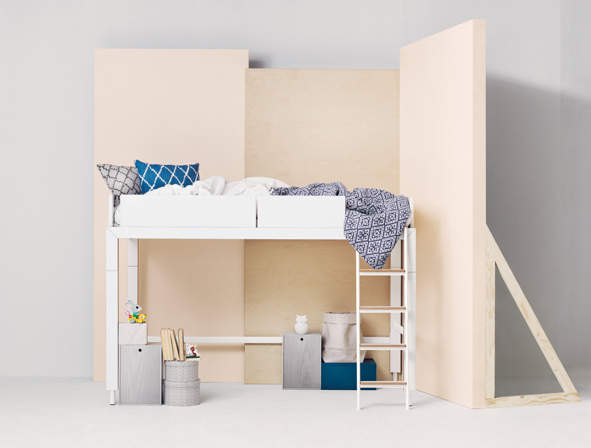 Lundia Lofty loft bed, low | Finnish Design Shop