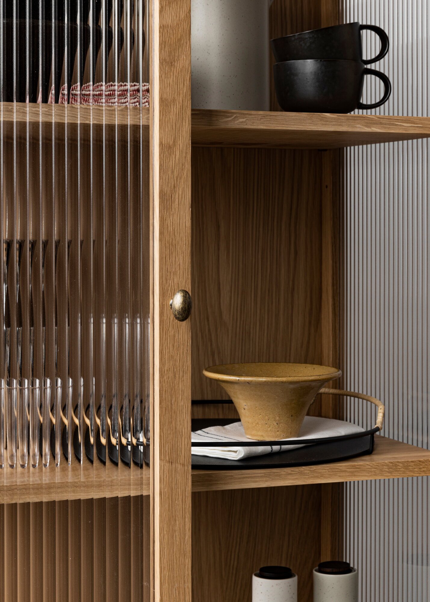 Audo Copenhagen Curiosity cabinet, low, oak - glass | Finnish Design Shop