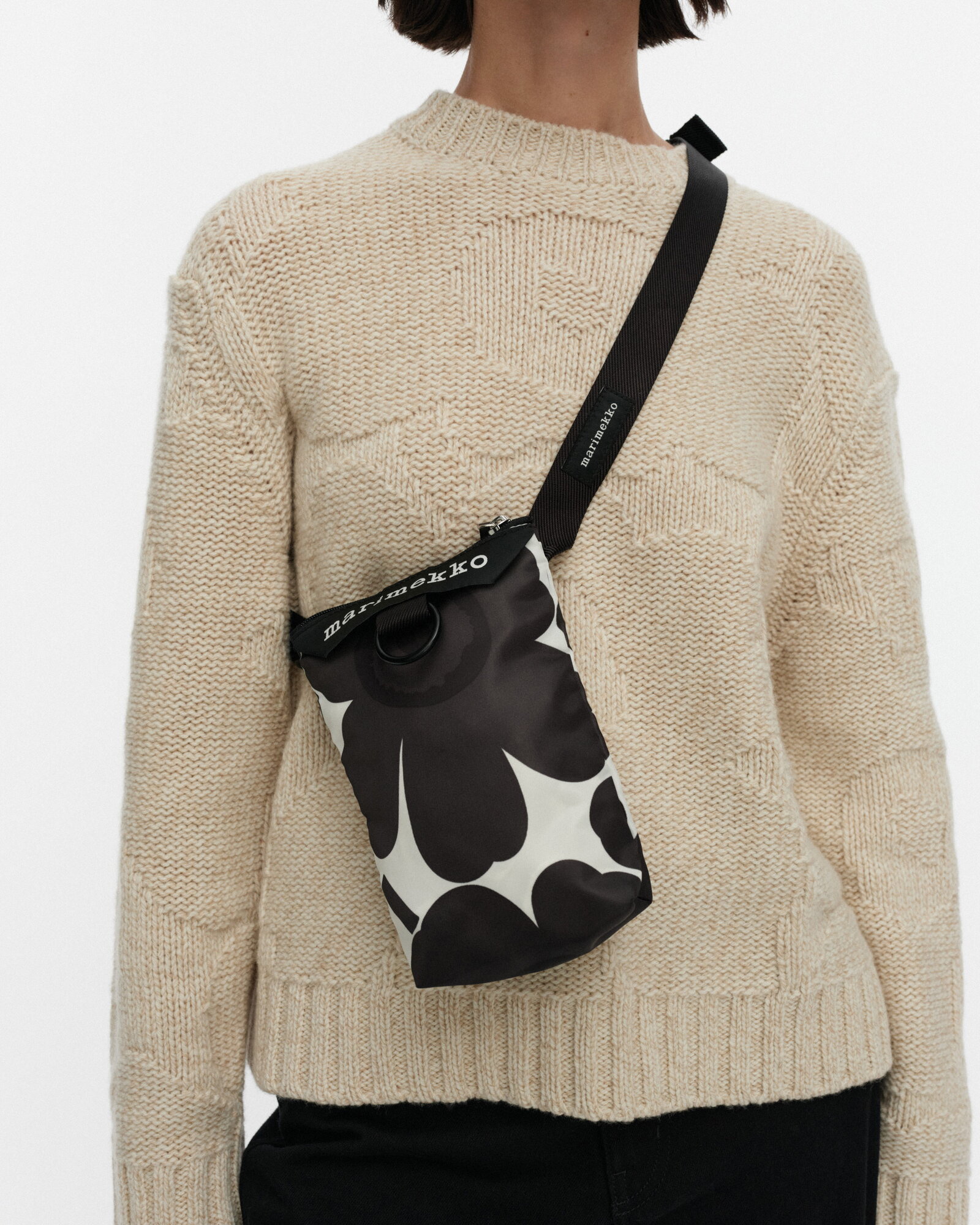 Marimekko Neat Unikko phone pocket, dark grey - off-white | Finnish ...