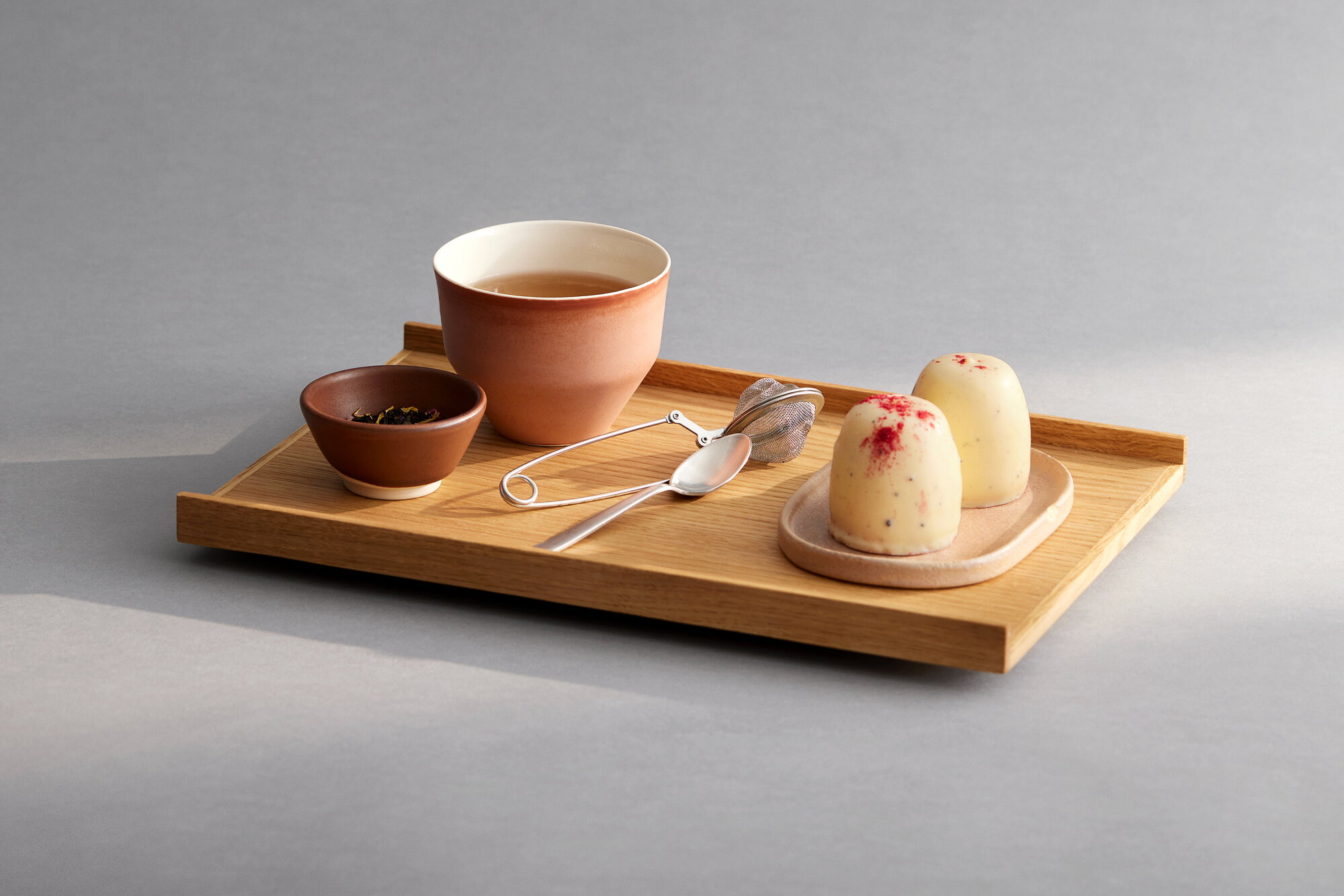 Moebe Tray, small, oak | Finnish Design Shop