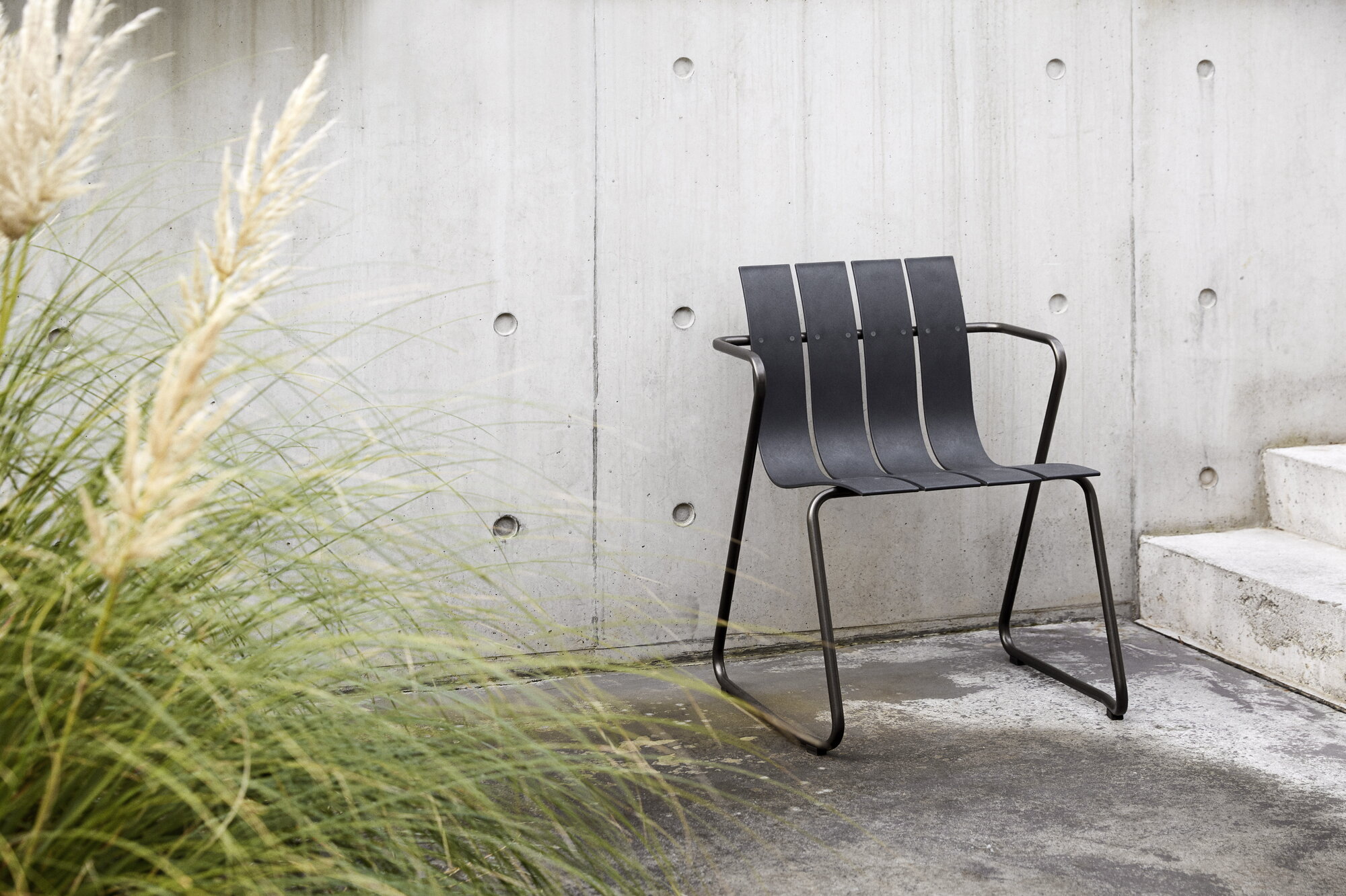 Mater Ocean chair, black | Finnish Design Shop