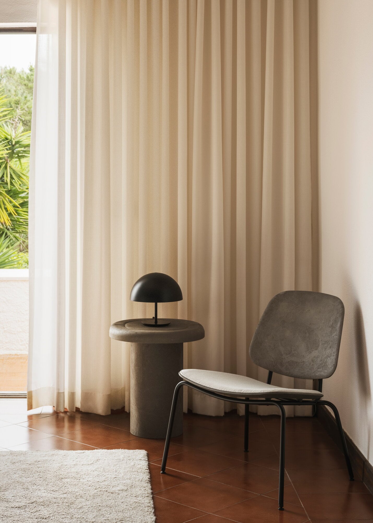 Mater Alder side table, earth grey | Finnish Design Shop