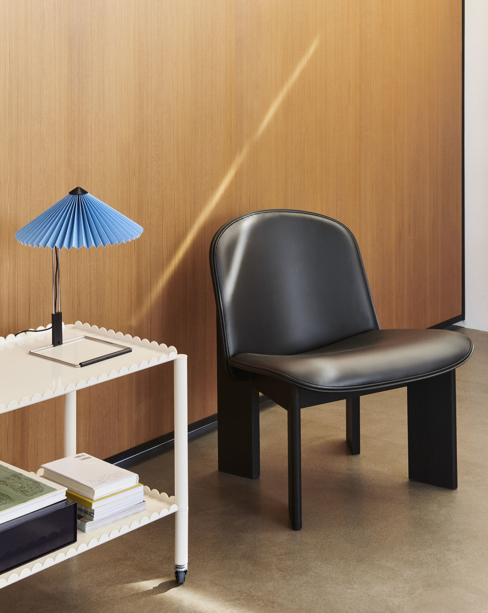 HAY Arcs tarjoiluvaunu, matala, eggshell | Finnish Design Shop