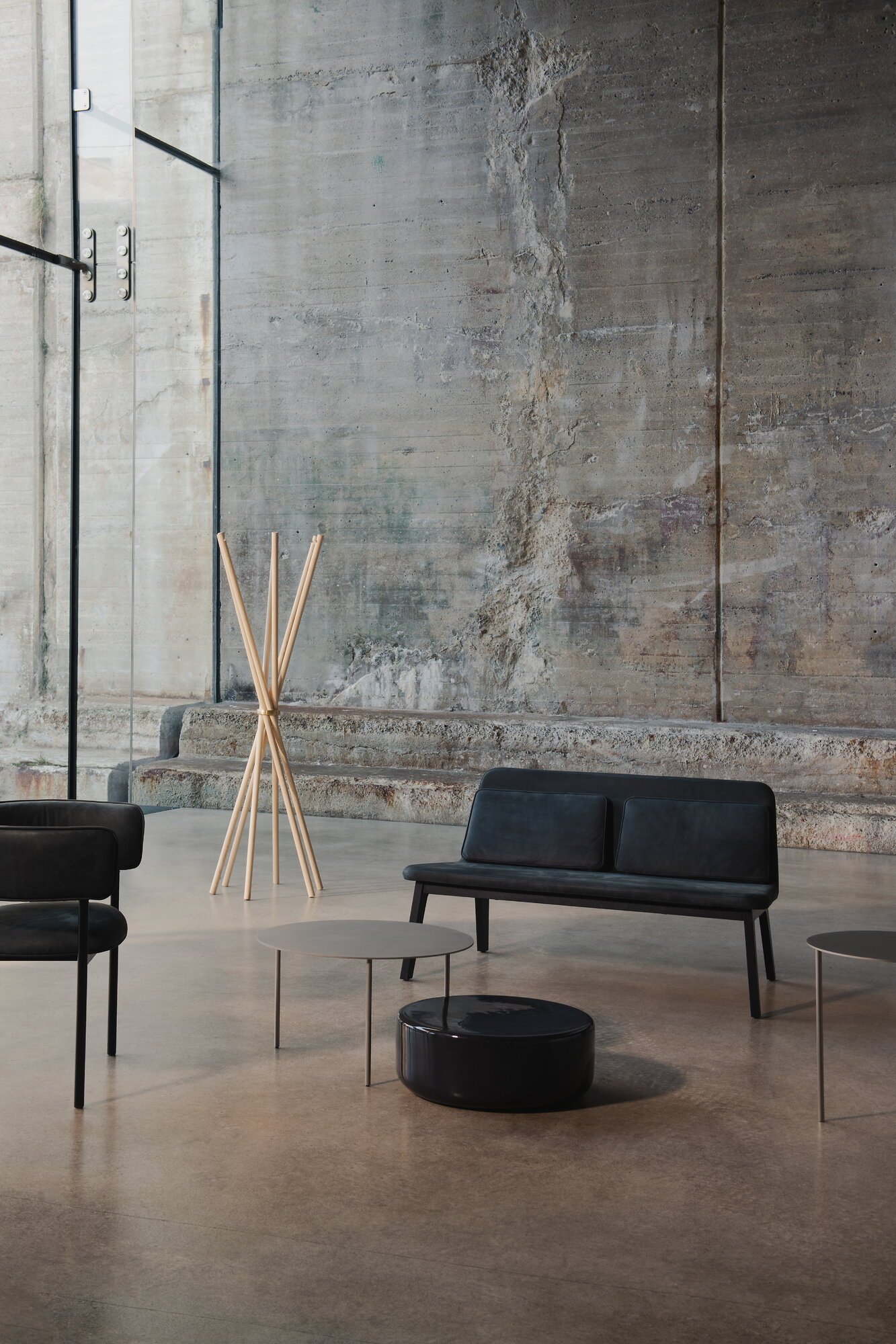 Møbel Copenhagen Pair side table, L, black steel | Finnish Design Shop