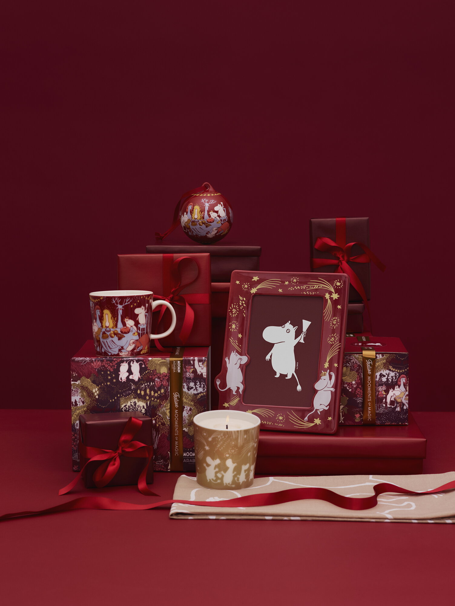 Moomin Arabia Moomin mug, Festive Moments | Finnish Design Shop NL