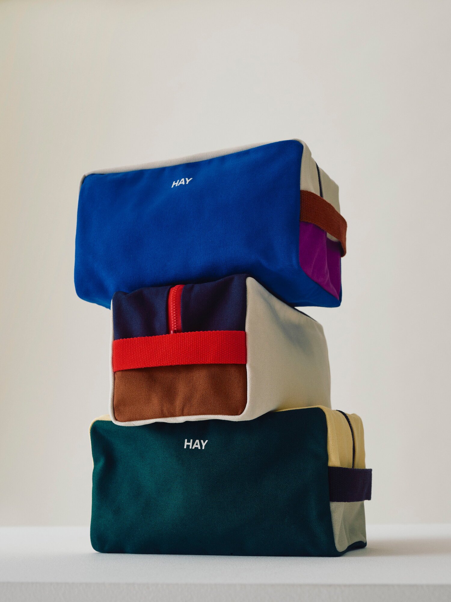 HAY Multi wash bag, dark green | Finnish Design Shop IE