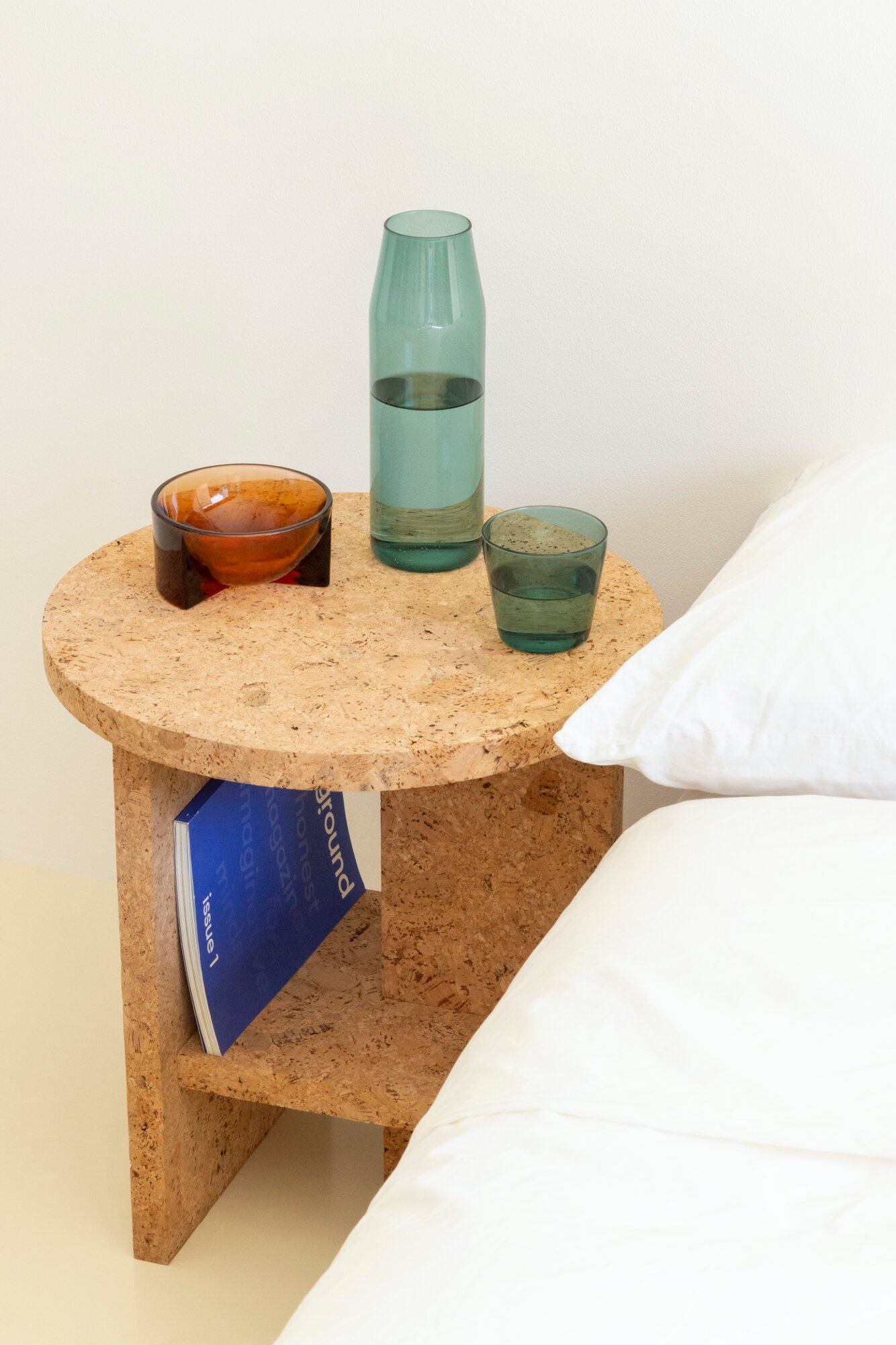 Nine Tee side table, round, natural cork | Finnish Design Shop