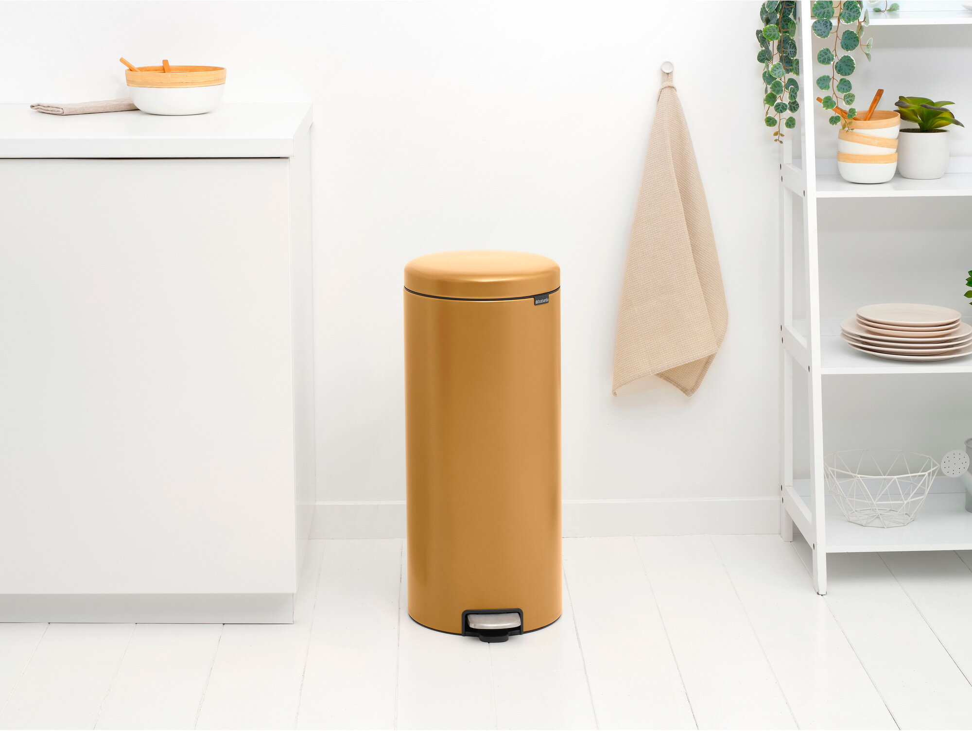 Brabantia newIcon pedal bin, 30 L, warm gold | Finnish Design Shop