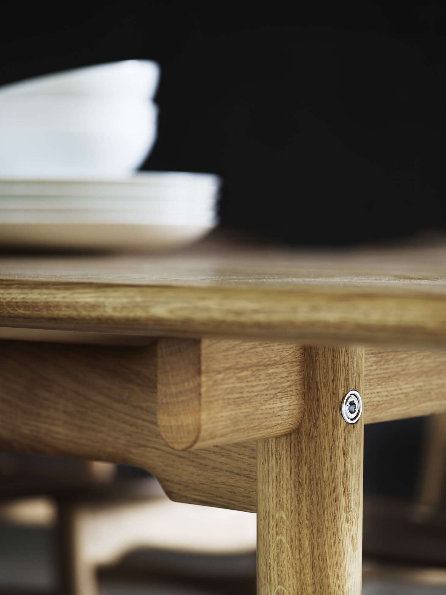 Carl Hansen & Søn CH327 dining table, oiled oak | Finnish Design Shop