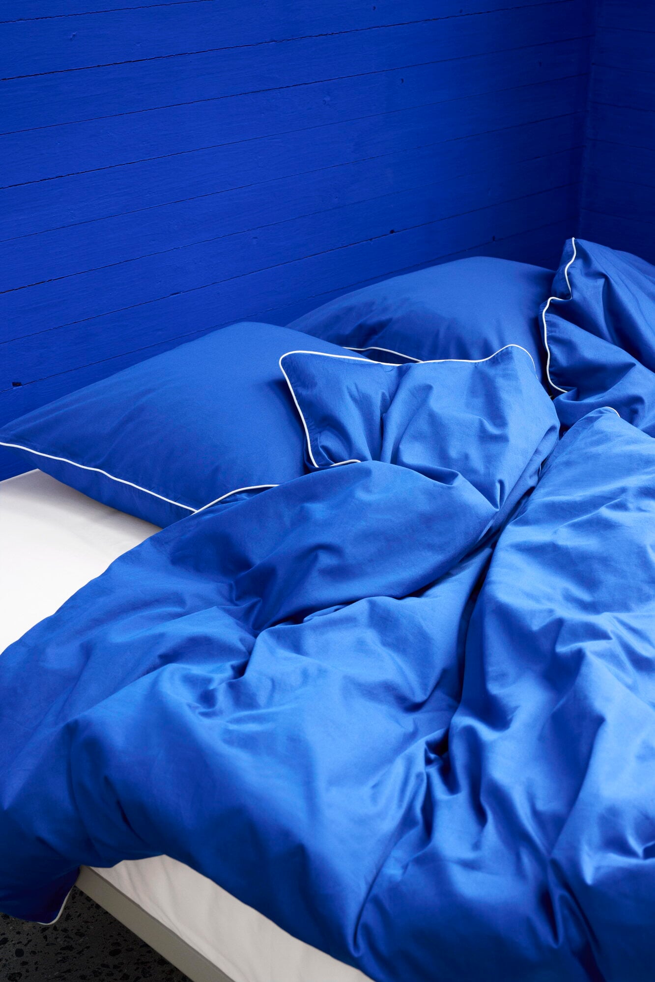 HAY Outline duvet cover, vivid blue | Finnish Design Shop