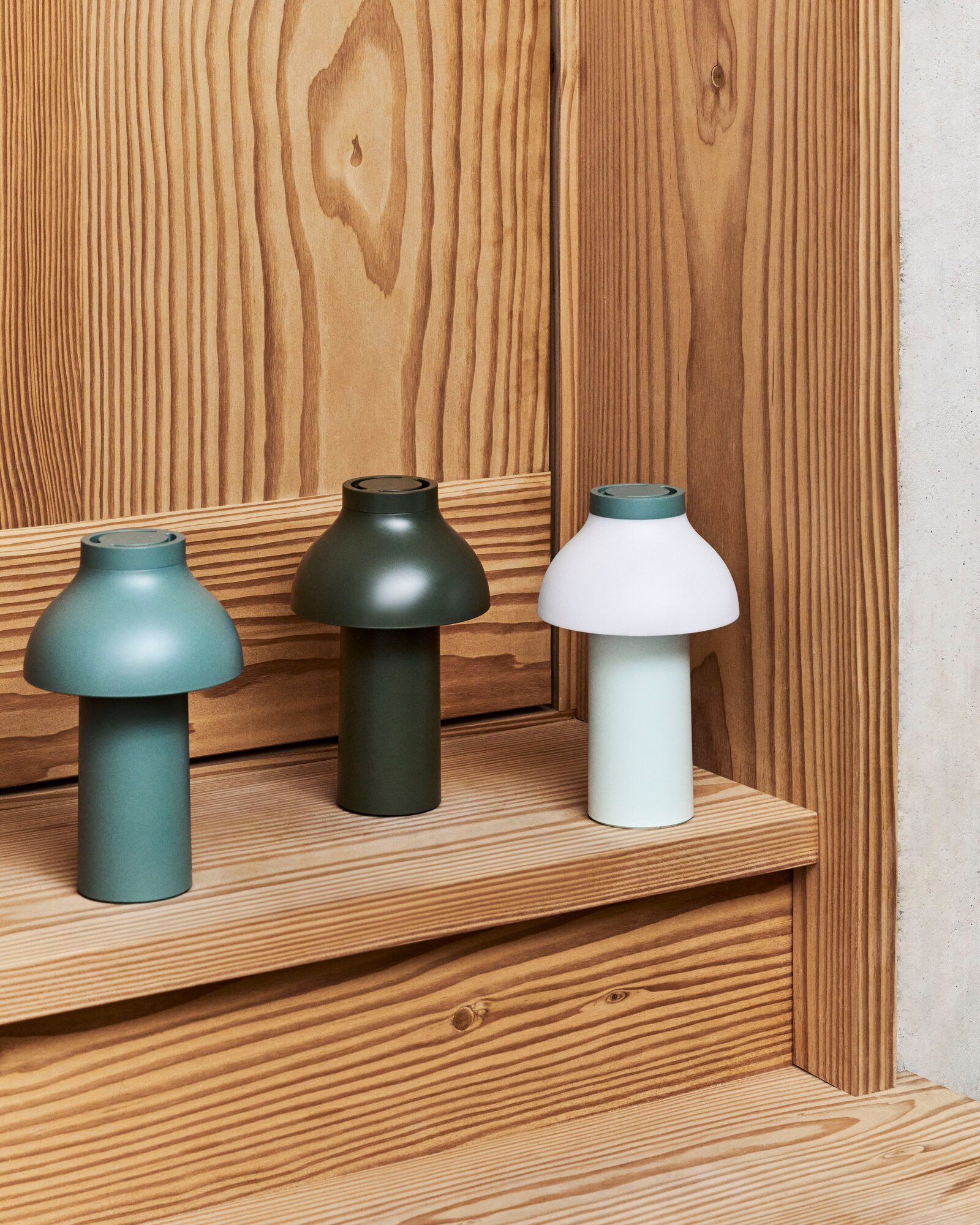 HAY PC Portable No 2 pöytävalaisin, oliivi | Finnish Design Shop