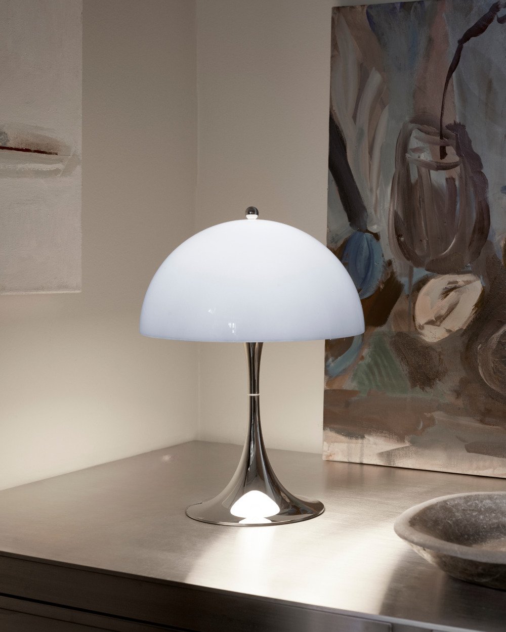 Louis Poulsen Panthella 250 Portable table lamp, chrome - opal blue ...