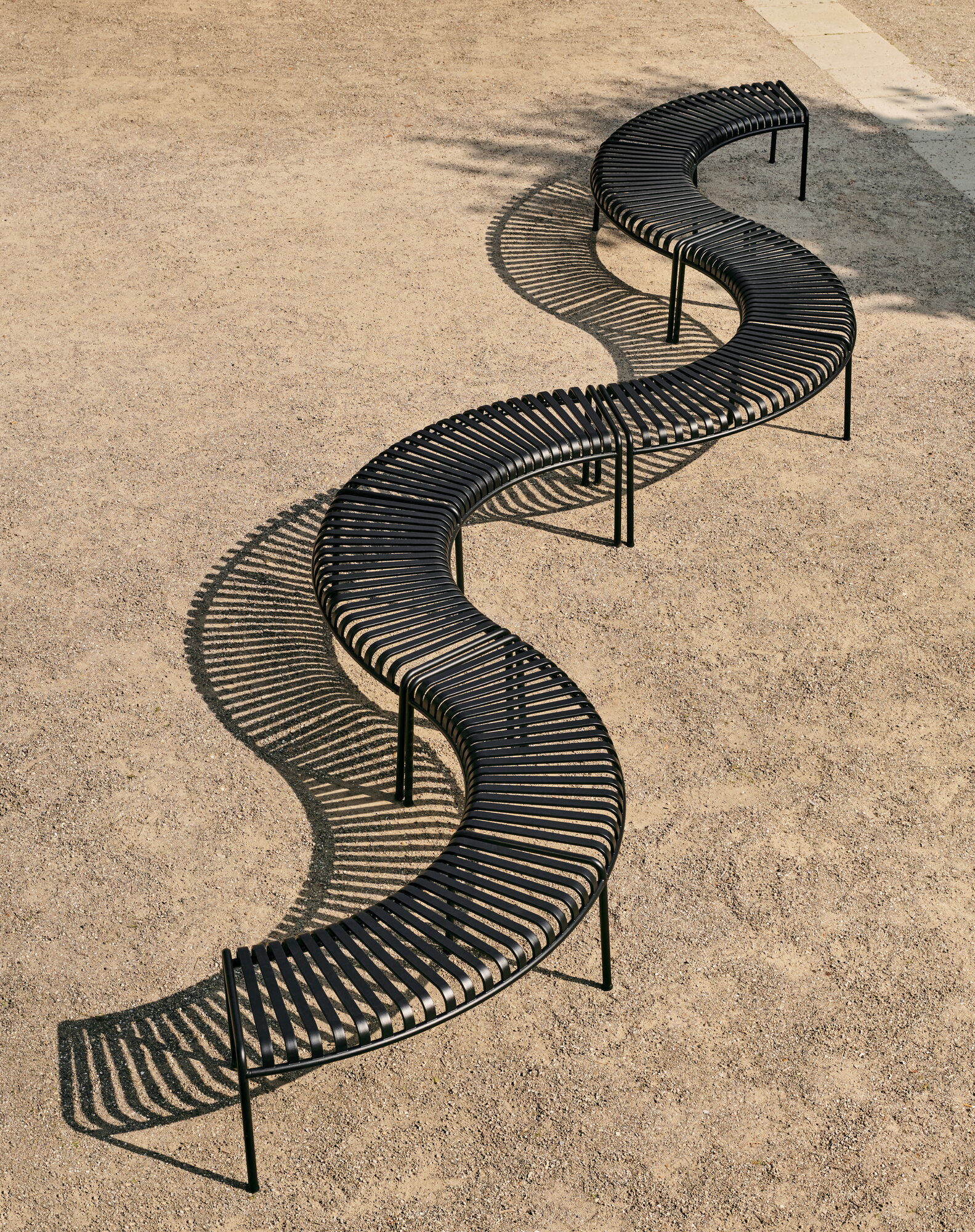 HAY Palissade Park bench, anthracite | Finnish Design Shop