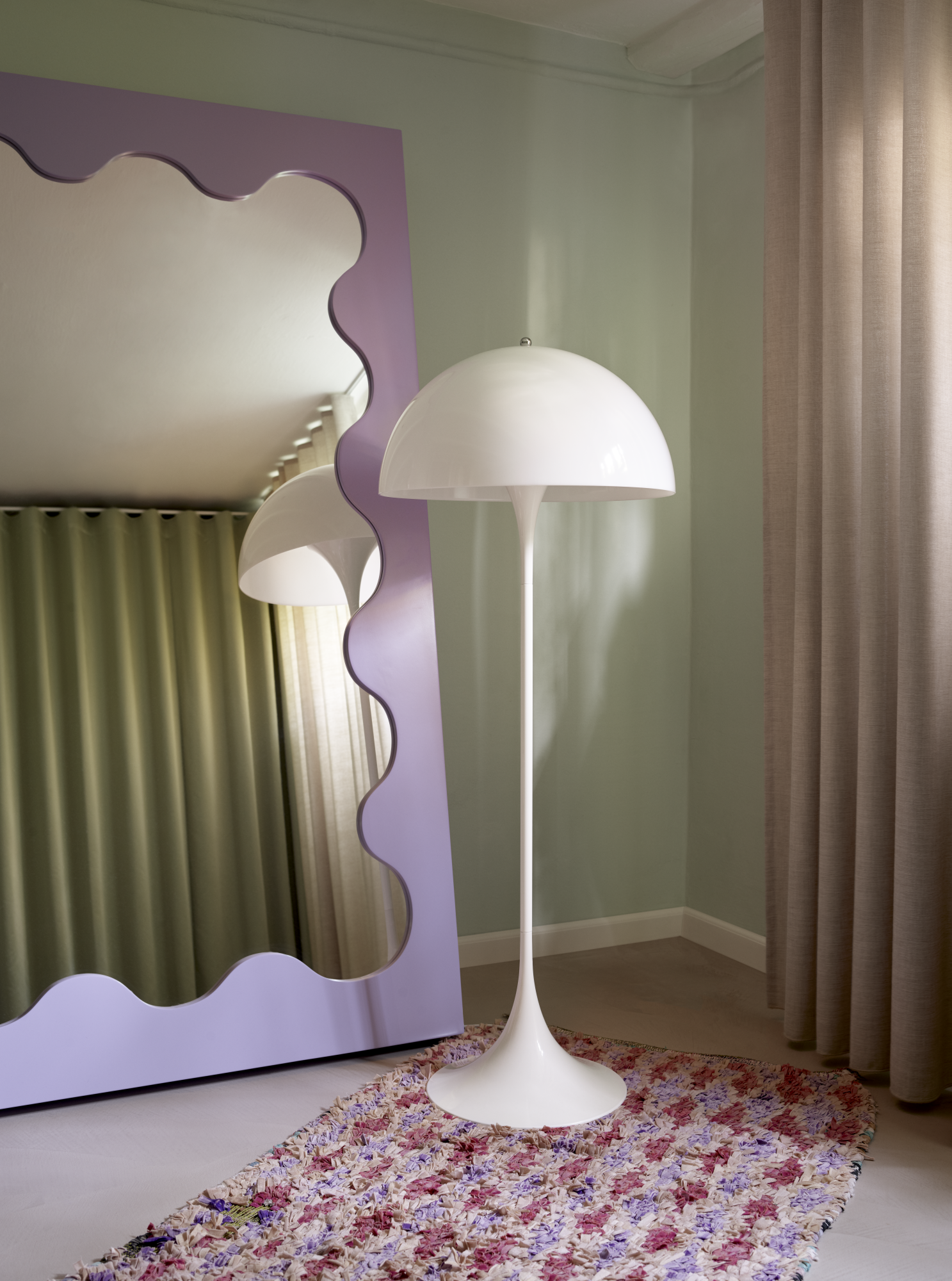 Louis Poulsen Panthella floor lamp, V2, opal | Finnish Design Shop