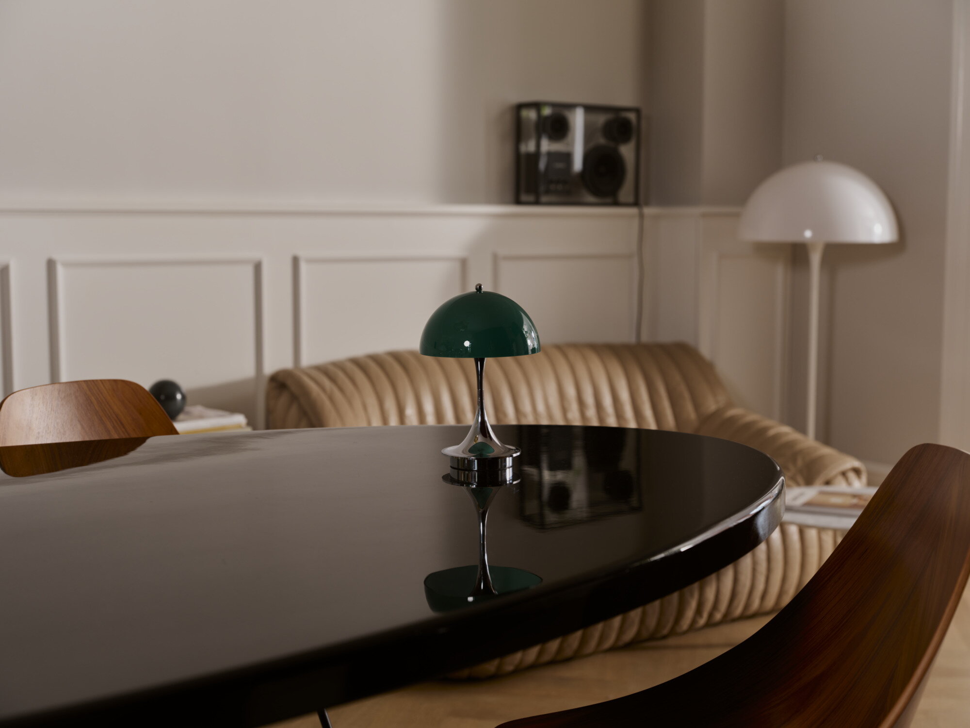 Louis Poulsen Panthella 160 Portable V3 table lamp, opal green - chrome ...