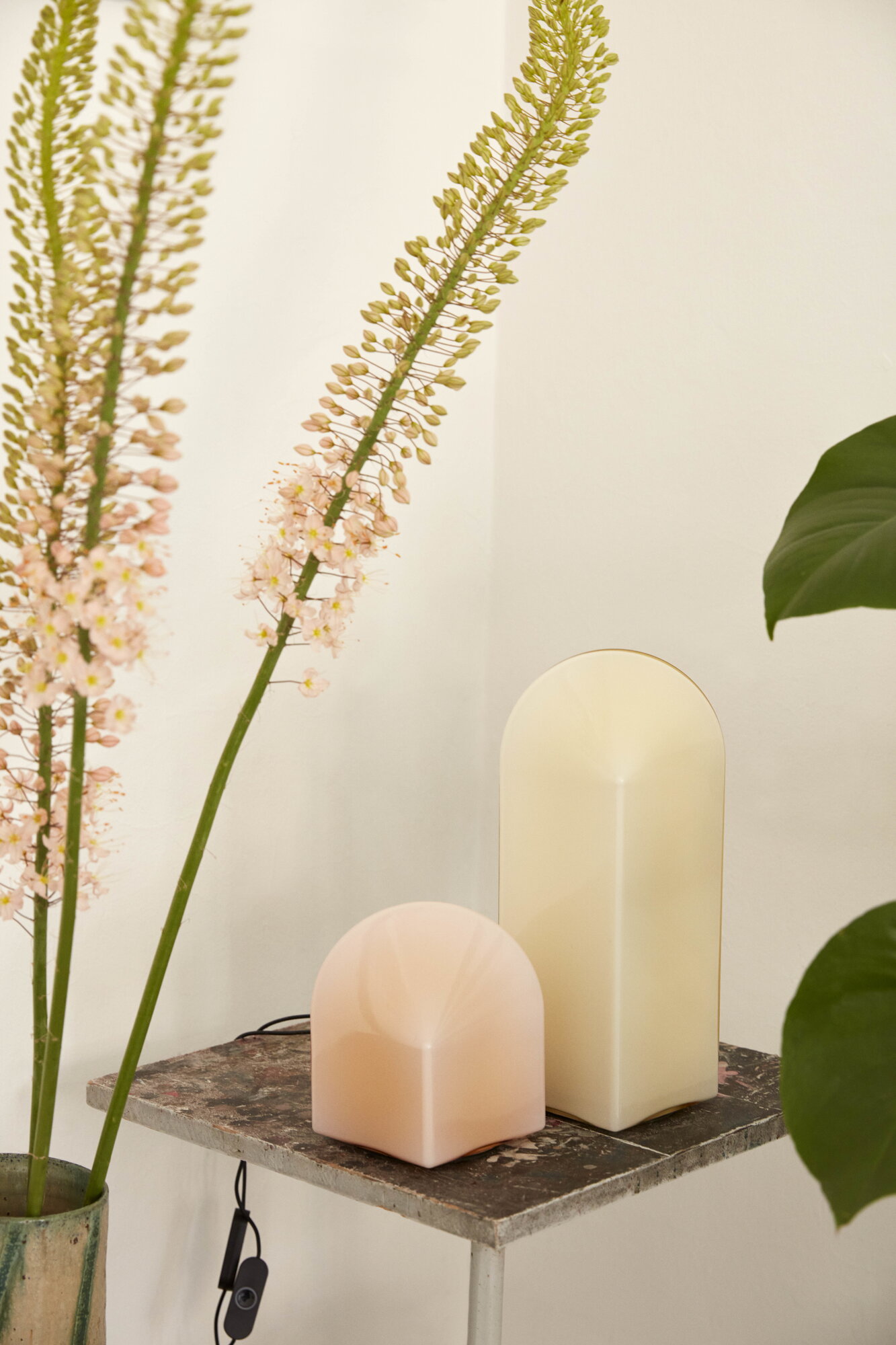 HAY Parade table lamp 320, shell white | Finnish Design Shop
