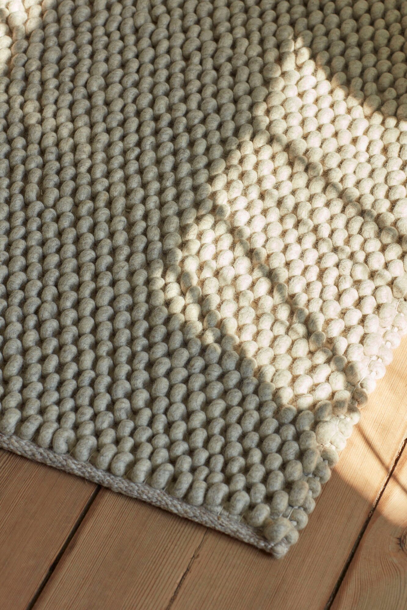 HAY Peas rug, soft grey | Finnish Design Shop