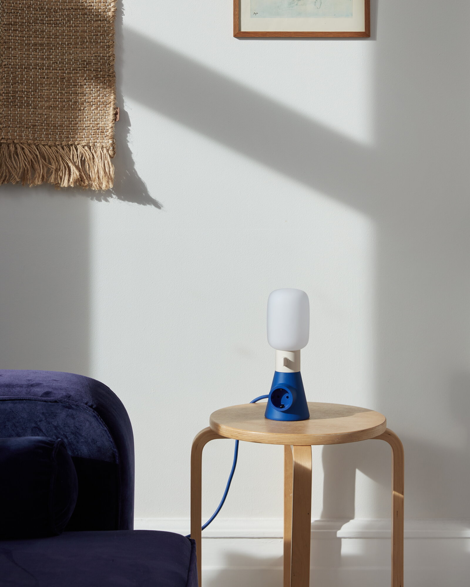 Pedestal Power base, ultra marine | Finnish Design Shop