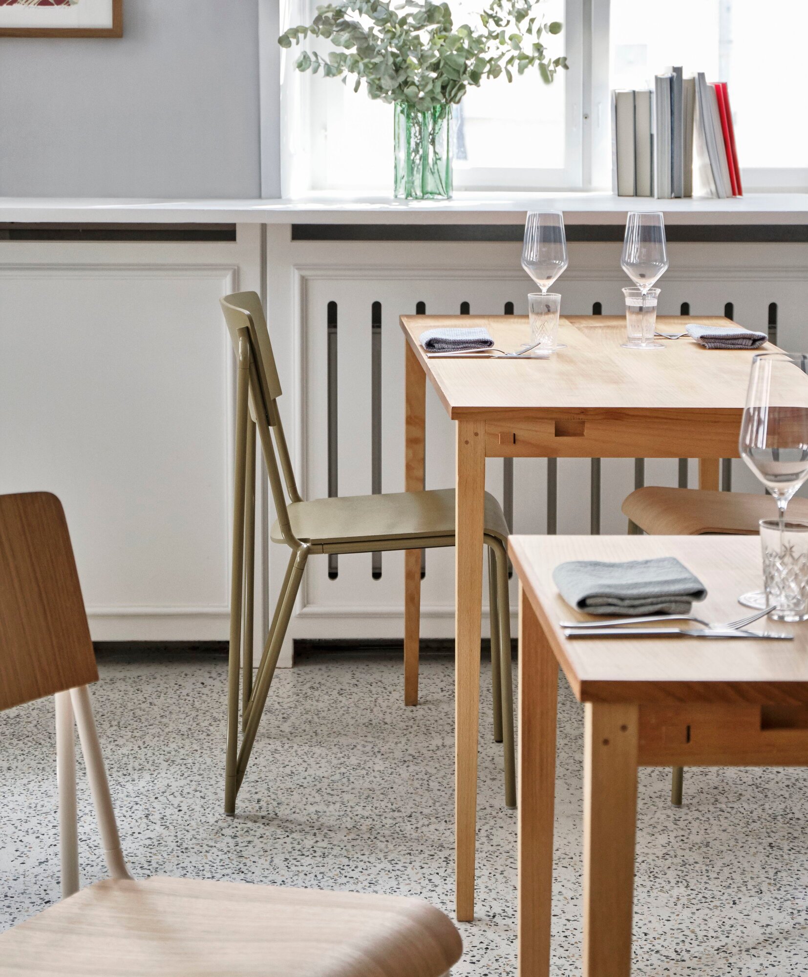HAY Petit Standard chair, clay - clay | Finnish Design Shop