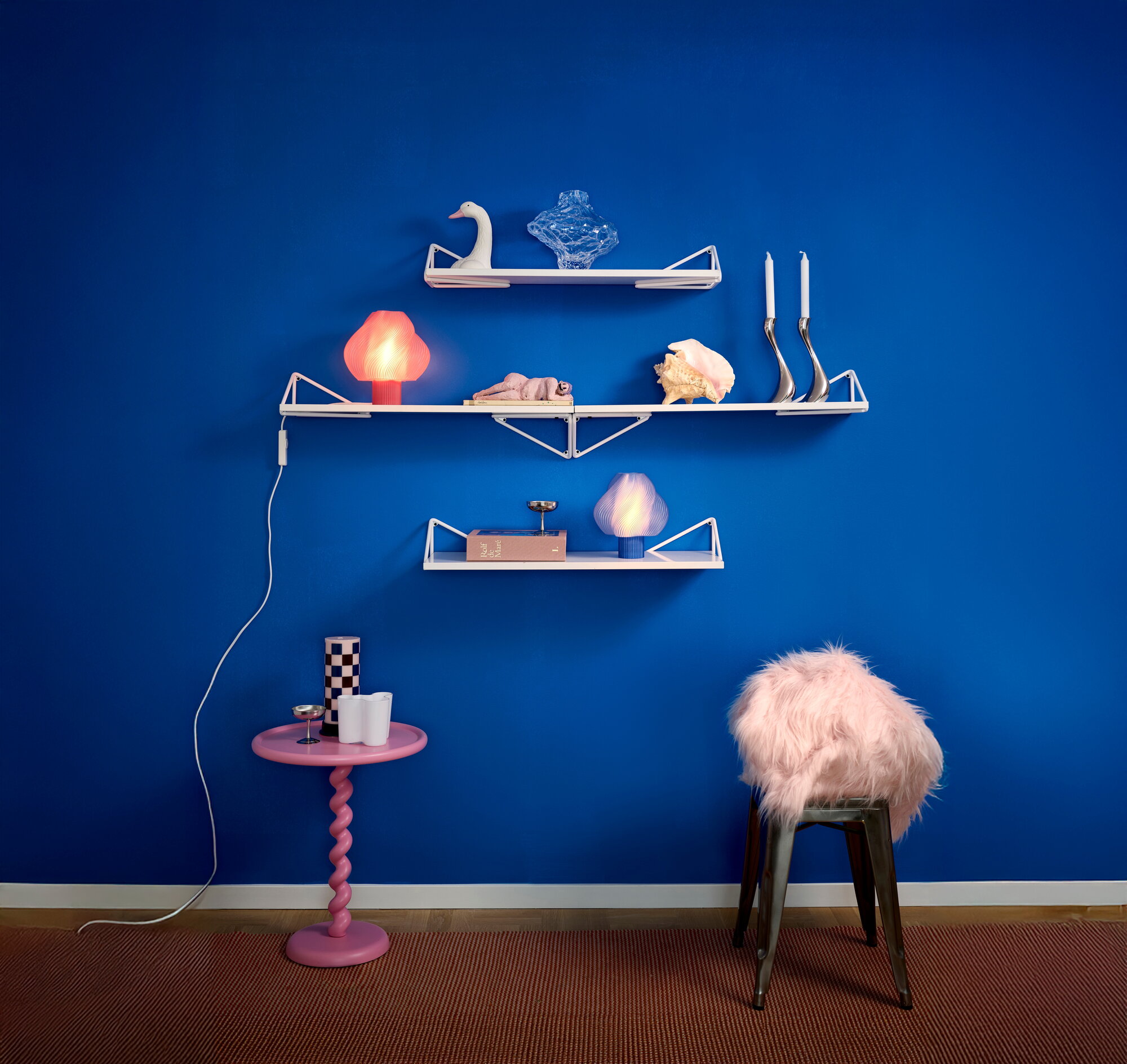 Maze Pythagoras XL brackets, 2 pcs, porcelain white | Finnish Design Shop