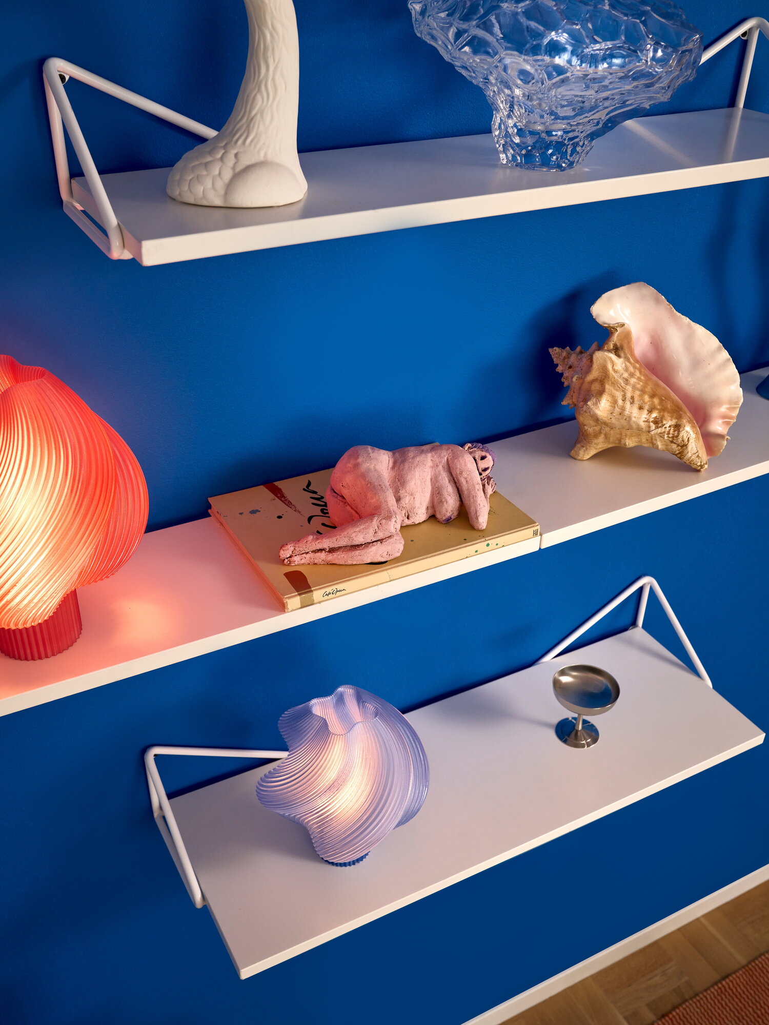 Maze Pythagoras XL brackets, 2 pcs, porcelain white | Finnish Design Shop