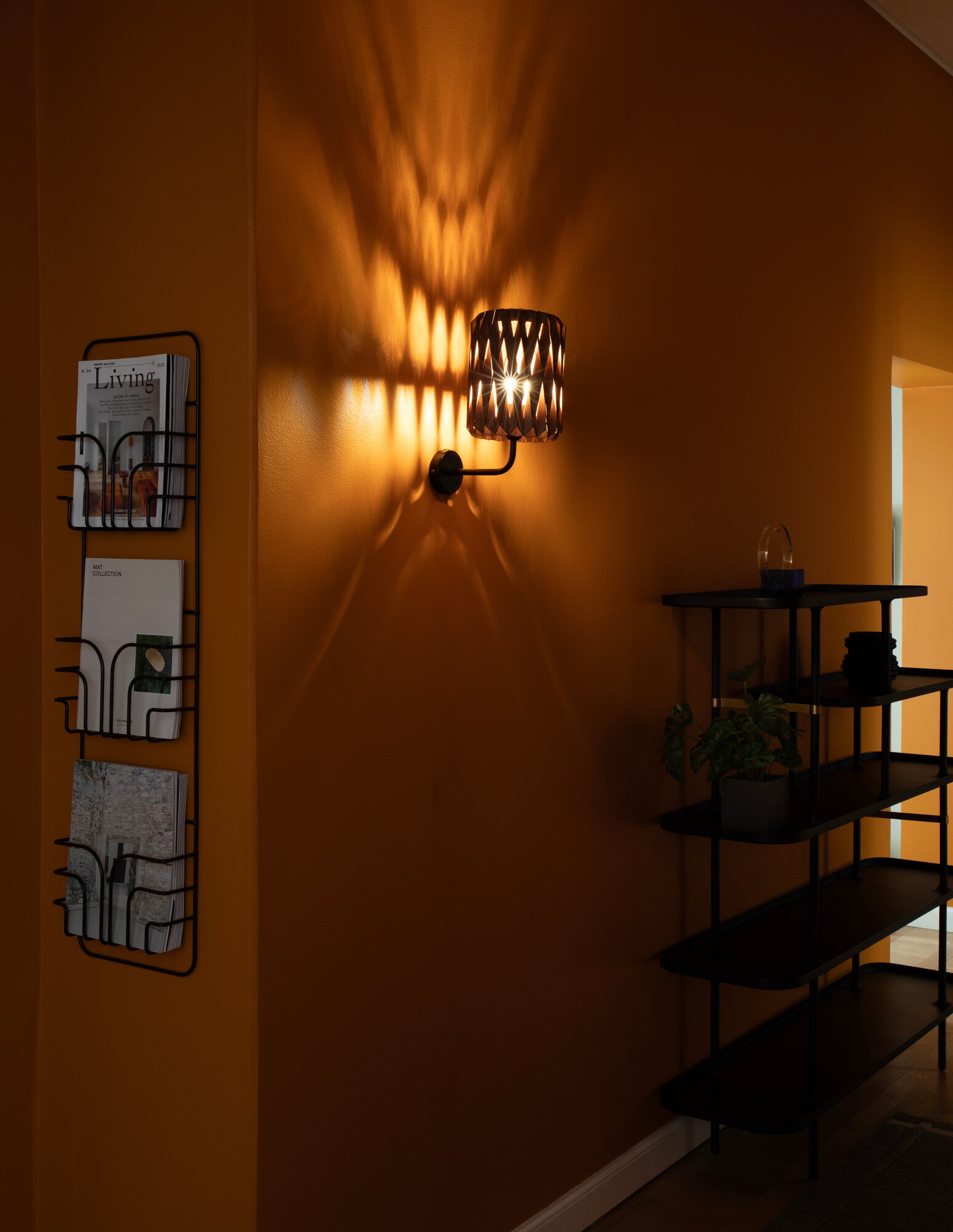 Pilke Lights Pilke Signature 18 arm wall lamp, brown | Finnish Design ...