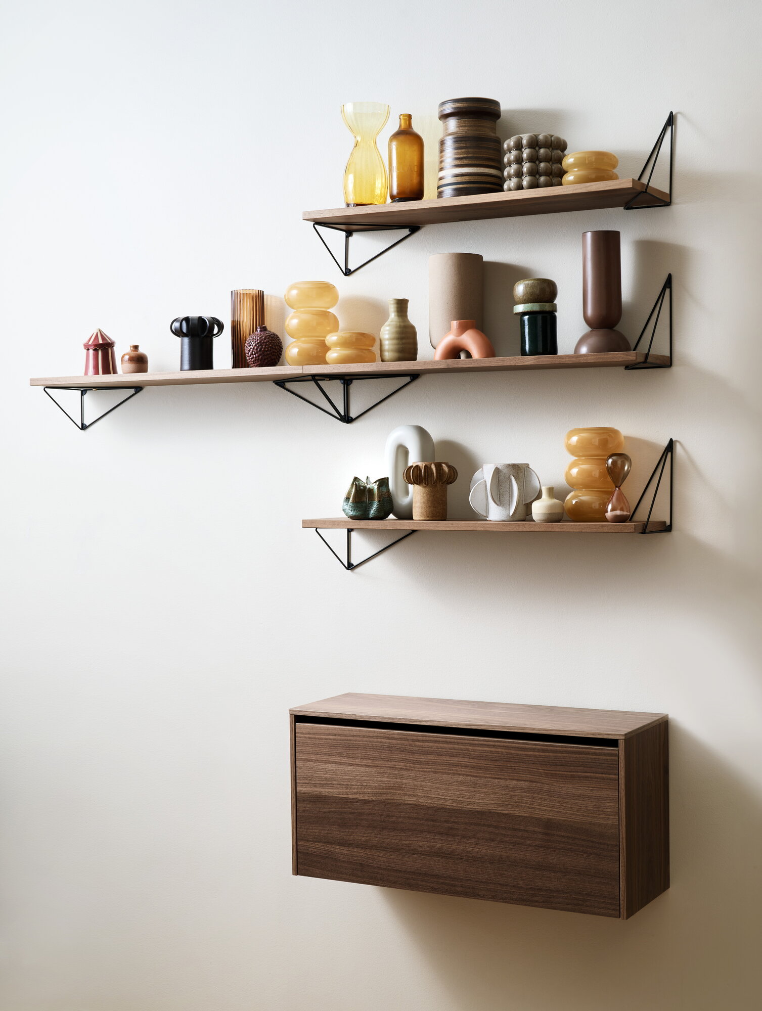 Maze Pythagoras kaappi, pähkinäpuu | Finnish Design Shop