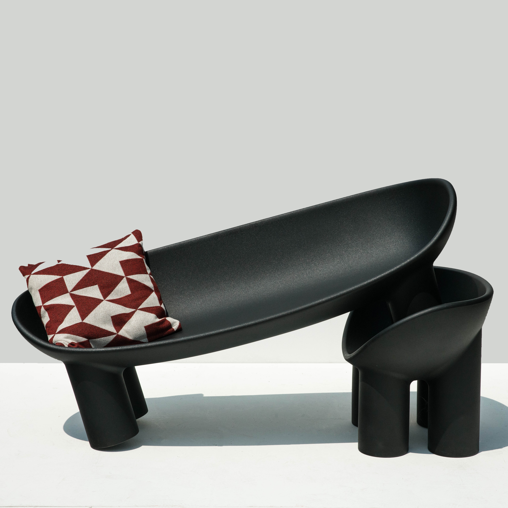 Driade Roly Poly armchair, recycled plastic, black | Finnish Design Shop