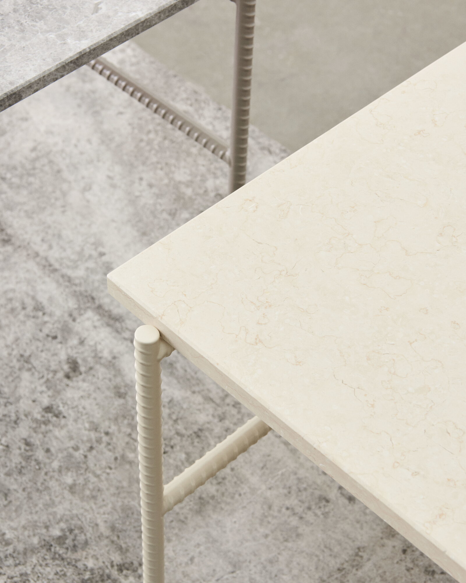 HAY Rebar coffee table, 100 x 104 cm, alabaster - beige marble ...