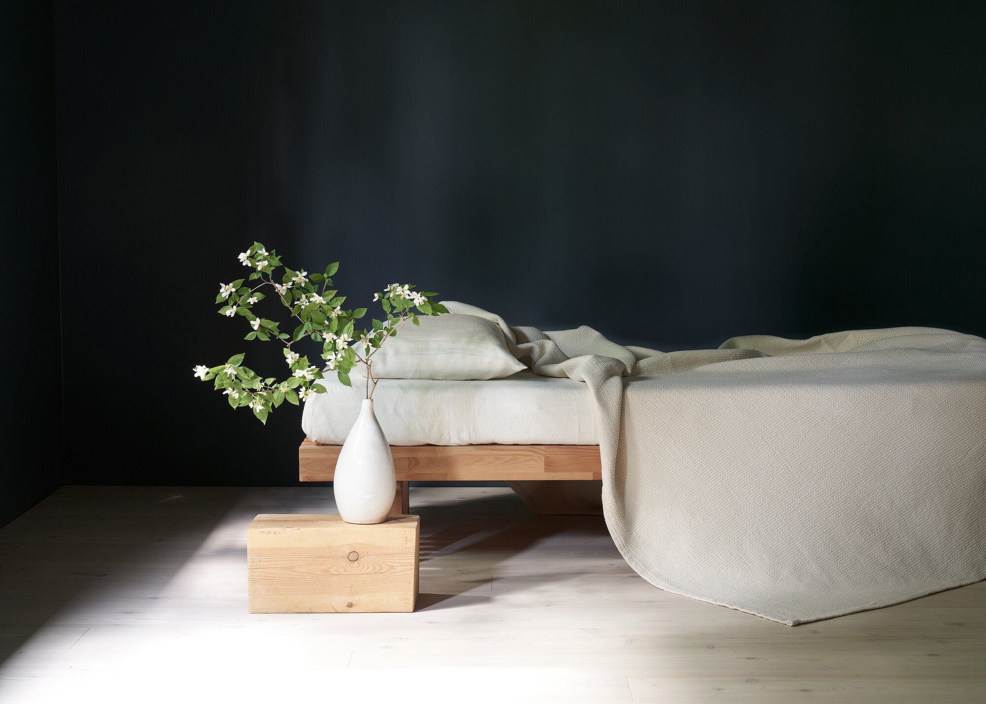 Roots Living Polku bedspread, 280 x 260 cm, ecru | Finnish Design Shop