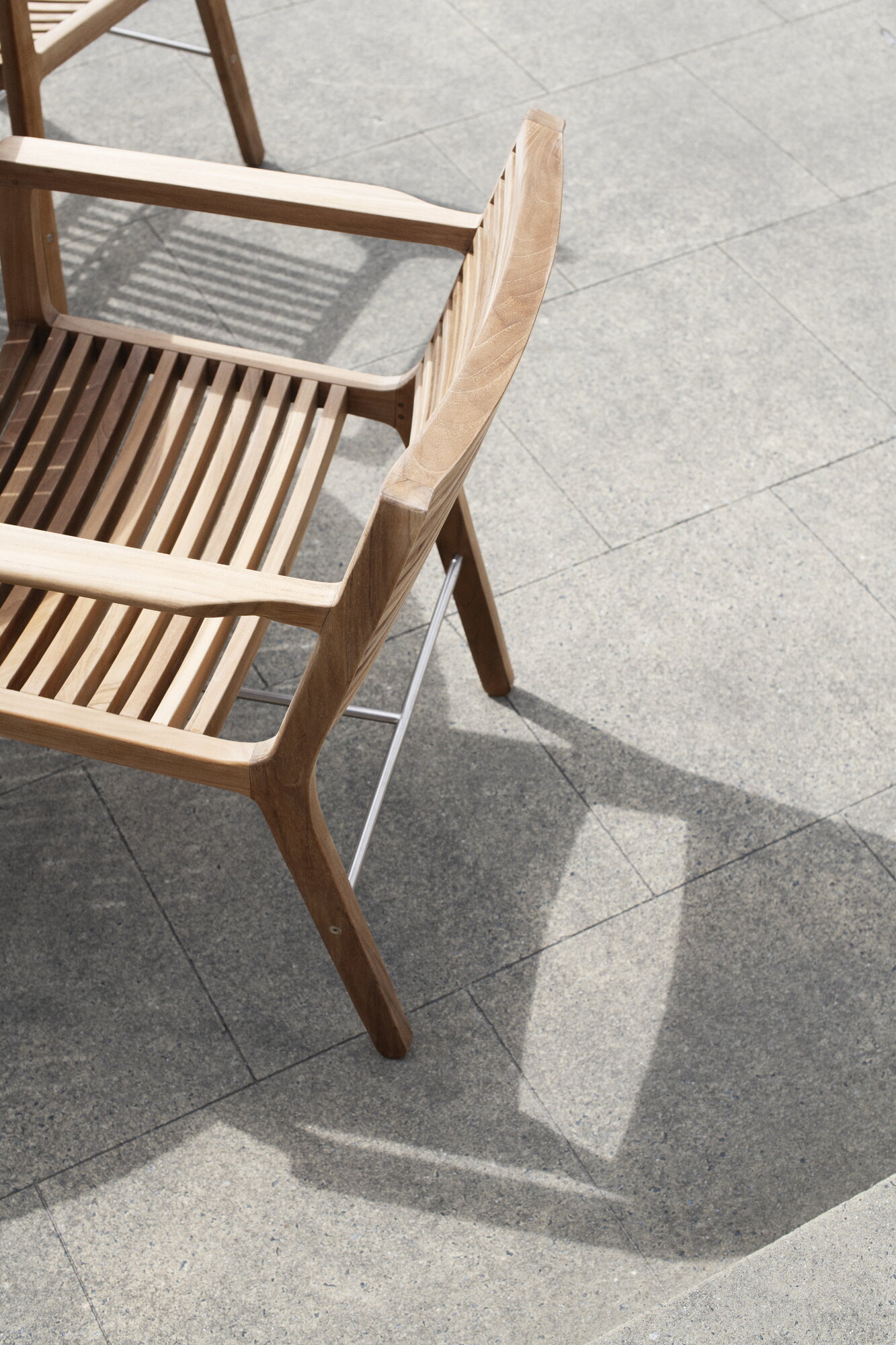 Sibast RIB dining chair with armrests, teak - stainless steel | Finnish ...