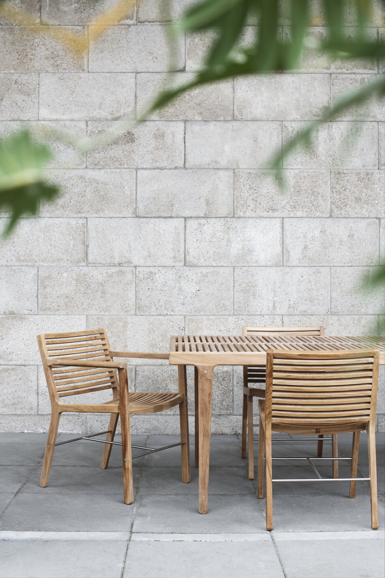 Sibast RIB dining chair with armrests, teak - stainless steel | Finnish ...