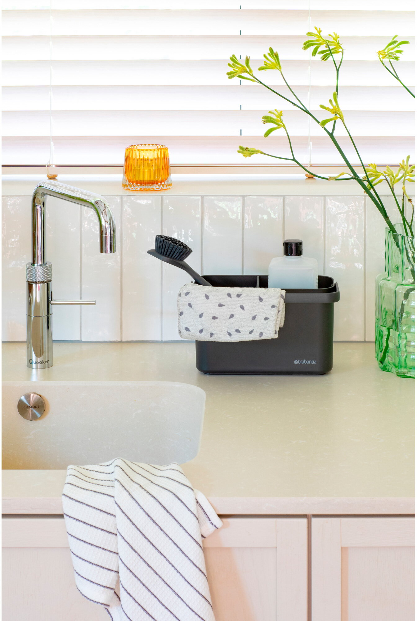 Brabantia SinkSide cleaning caddy, dark grey | Finnish Design Shop