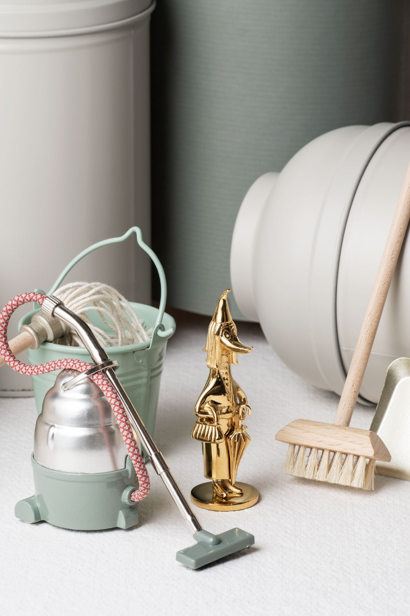 Skultuna Moomin x Skultuna Fillyjonk figure | Finnish Design Shop