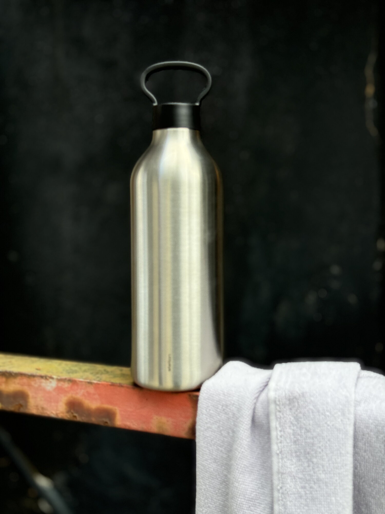 Stelton Tabi vacuum insulated bottle, 1 L, steel | Finnish Design Shop