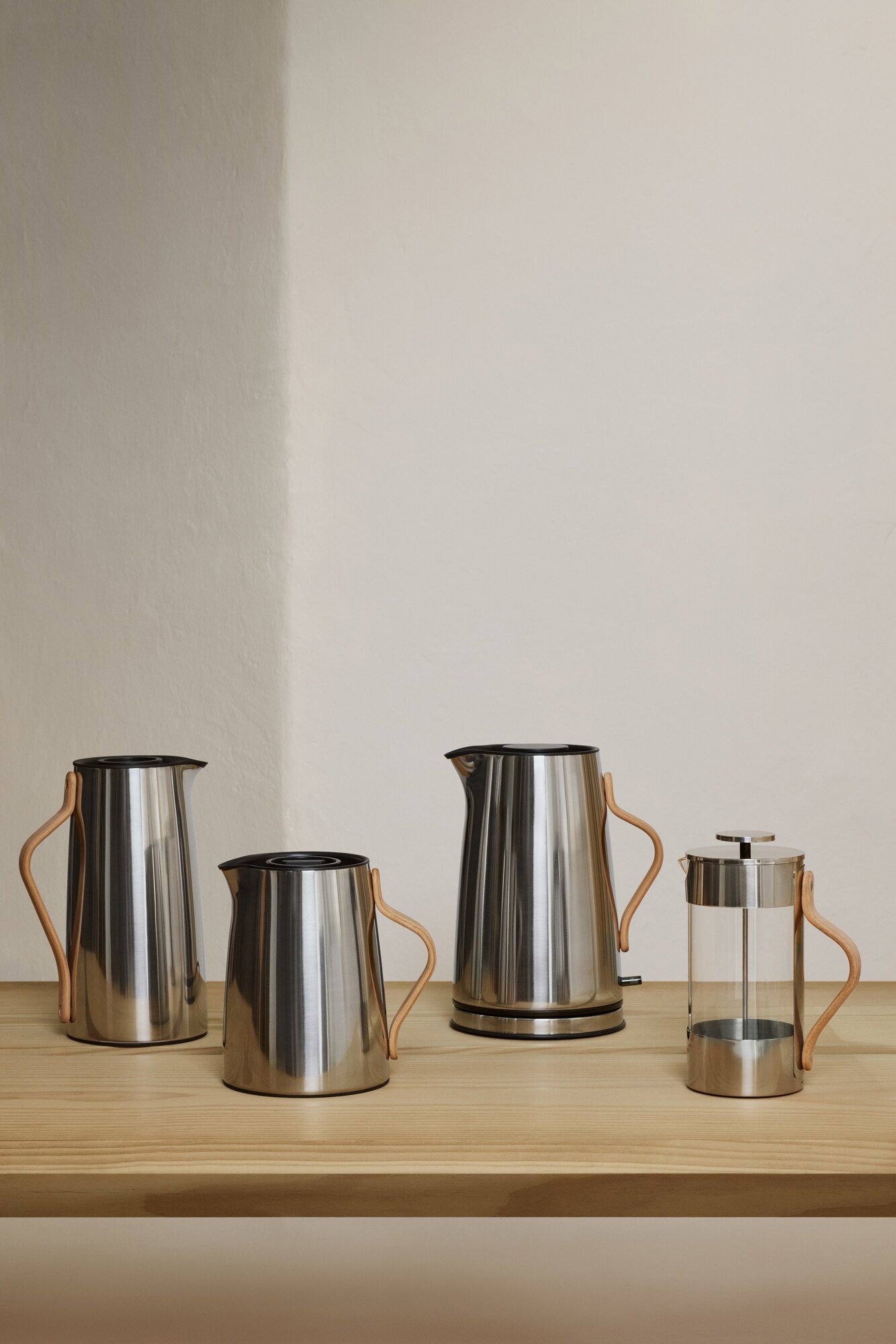 Stelton Emma vacuum jug for tea, 1 L, steel | Finnish Design Shop UK