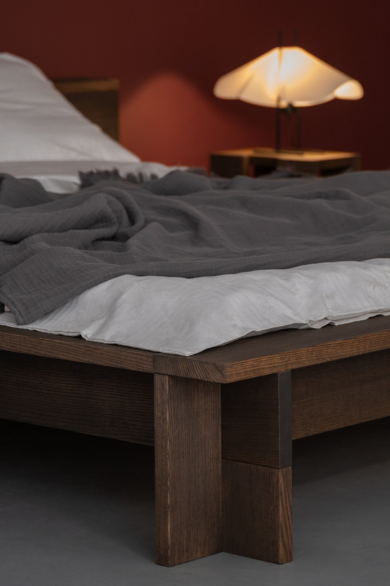 Motarasu Cho table lamp, white - terracotta | Finnish Design Shop