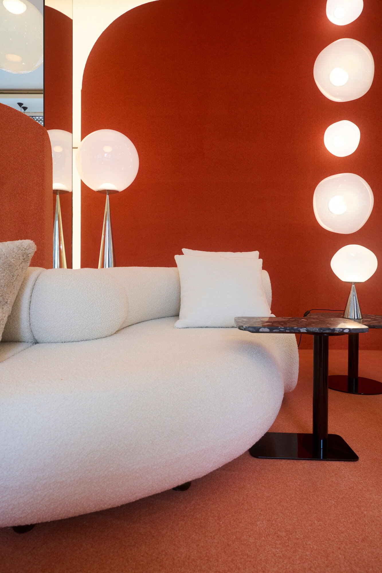 Tom Dixon Melt Surface Mini LED seinävalaisin, opaali - kulta | Finnish ...