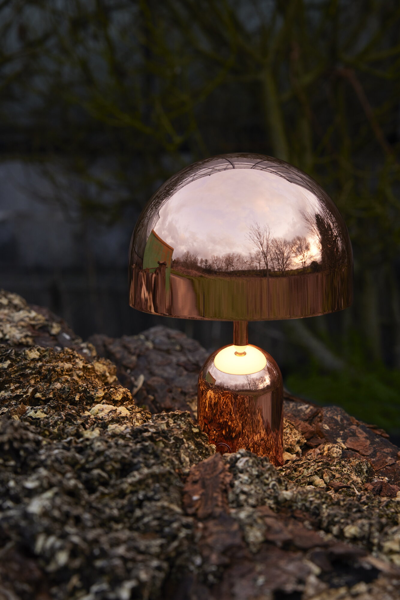 Tom Dixon Bell portable LED table lamp, copper | Finnish Design Shop