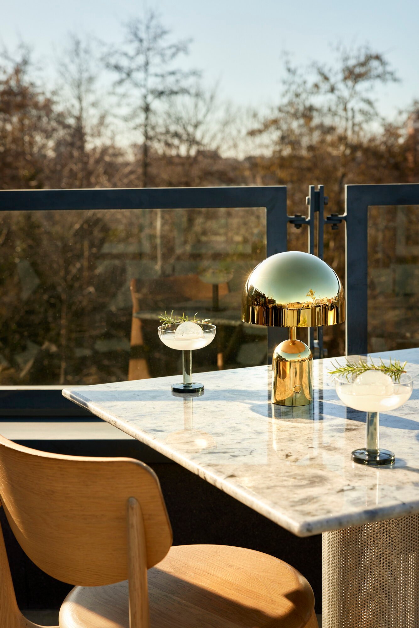 Tom Dixon Bell portable LED table lamp, gold | Finnish Design Shop