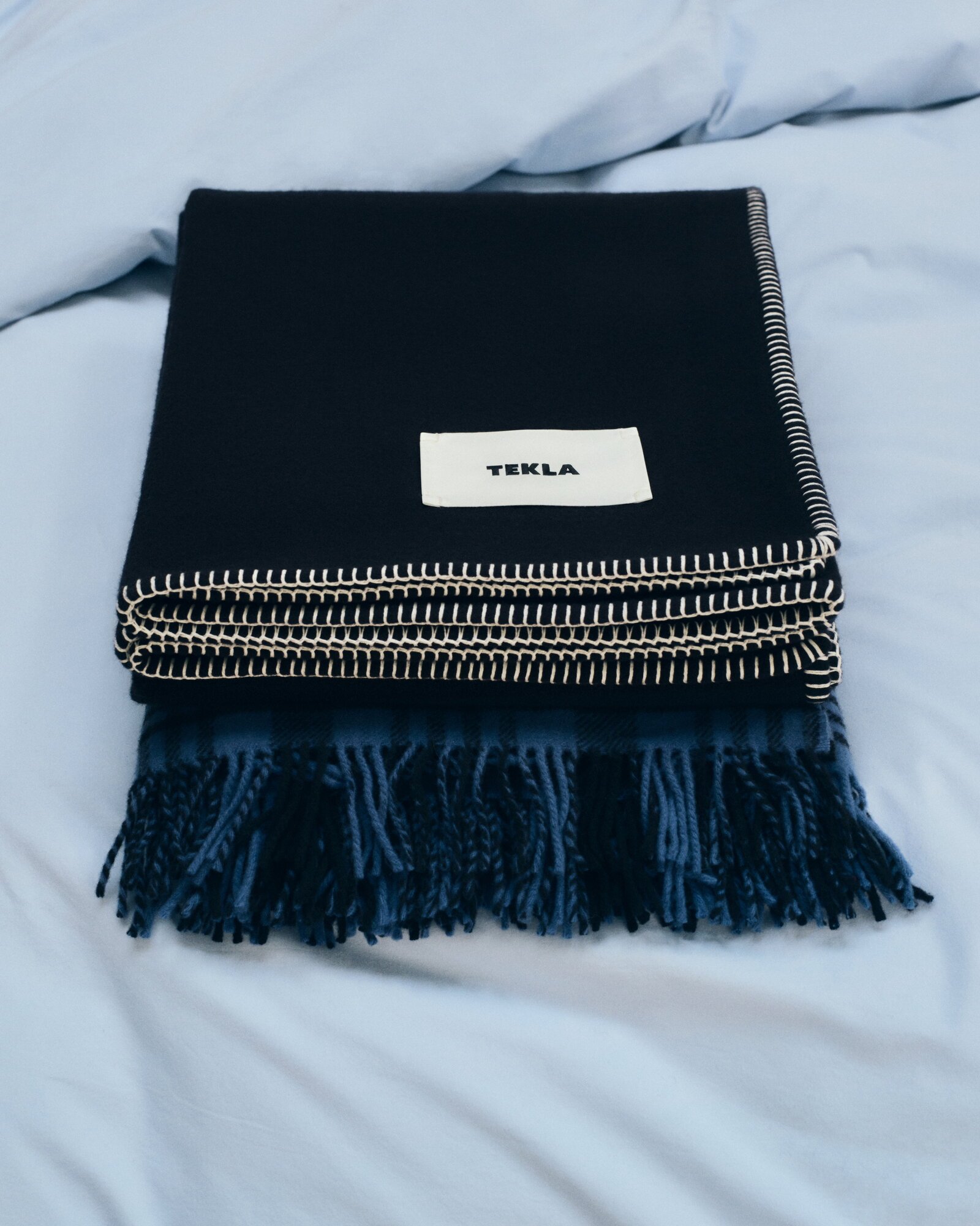 Tekla Lambswool blanket, 140 x 200 cm, blue plaid | Finnish Design Shop