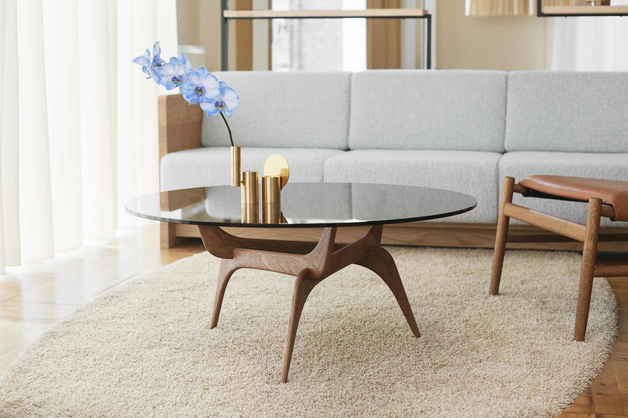 Brdr. Krüger TRIIIO coffee table, 90 cm, fumed oak - bronze glass ...