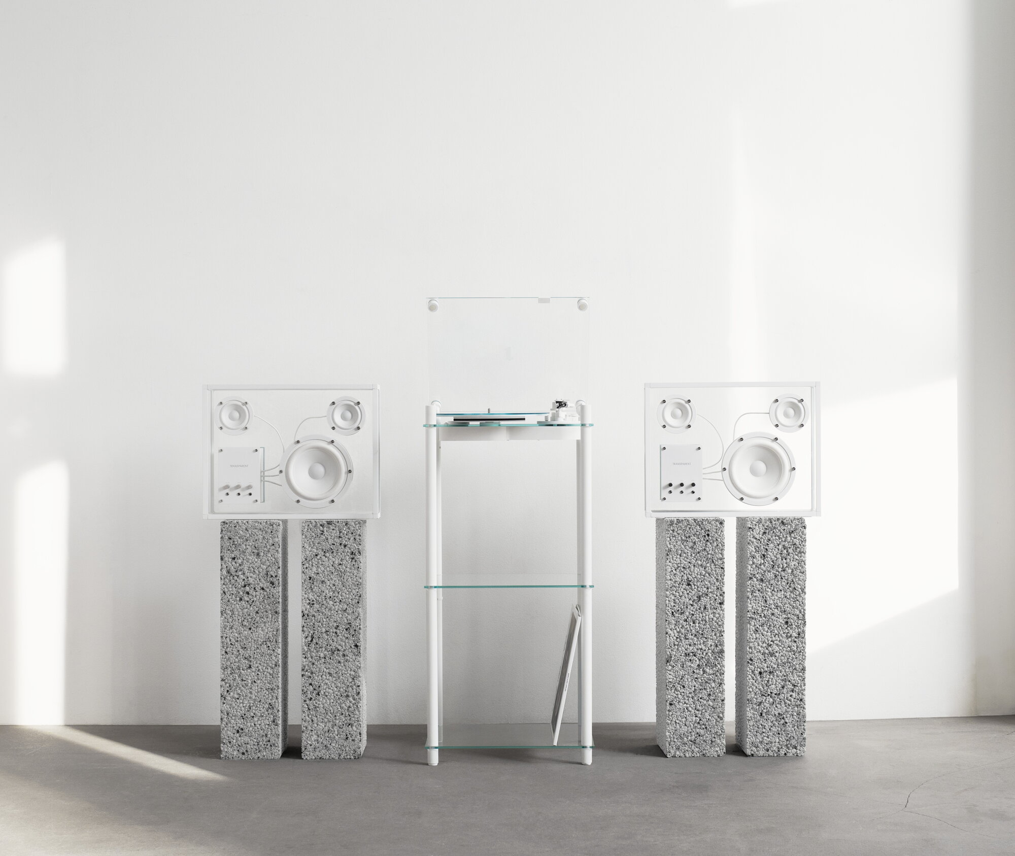 Transparent Turntable Stand, white | Finnish Design Shop