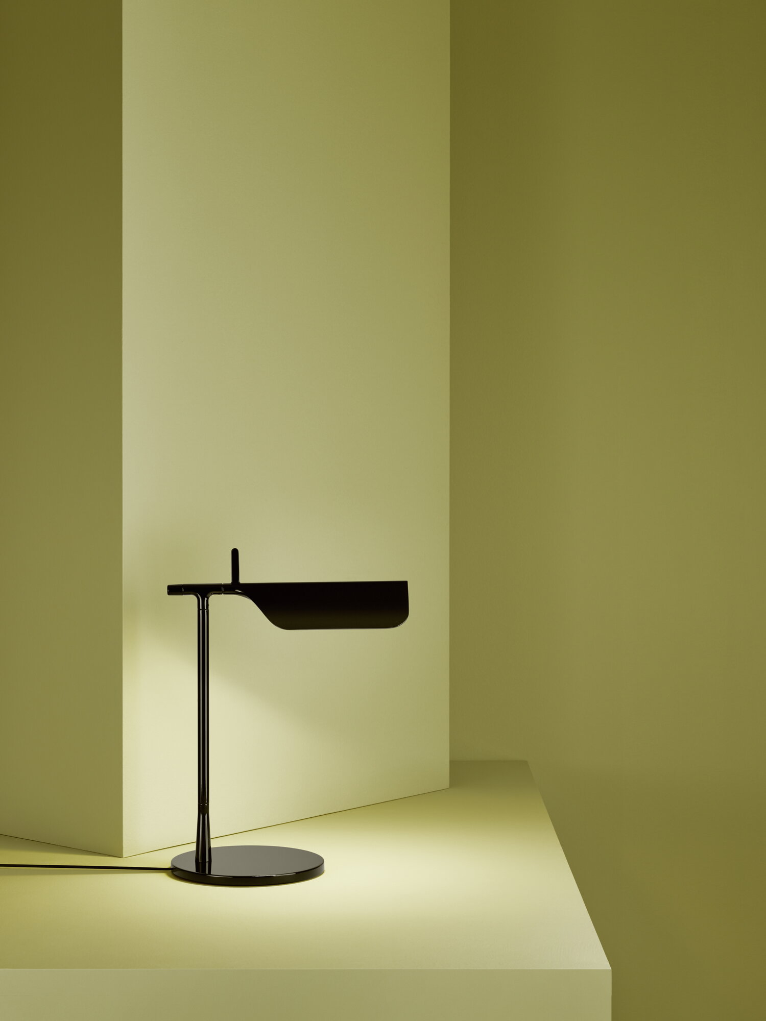 Flos Tab T table lamp, dimmable, black | Finnish Design Shop UK
