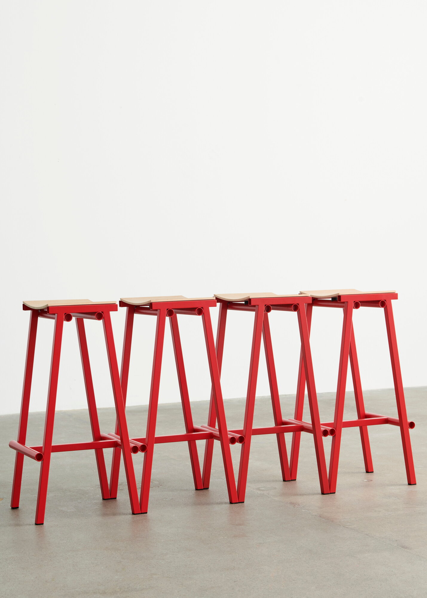 HAY Taburete 8 bar stool, high, 75 cm, signal red - lacquered oak ...